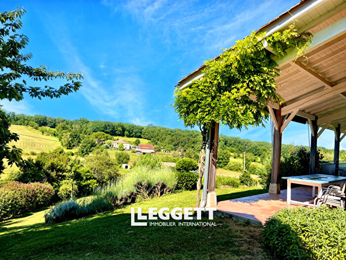 Maison à vendre - Lauzun - 15 pièces - 10 chambres