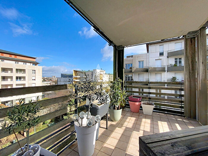 Appartement à vendre - Saint-Germain-en-Laye, Coteaux du Bel-Air, Maison-Verte - 3 pièces - 2 chambres