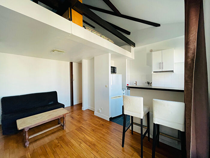 Appartement à louer - Paris e , Georges Brassens - 2 pièces - 1 chambre