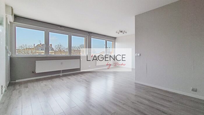 Appartement à vendre - Thionville, Centre-ville, Gare - 3 pièces - 2 chambres