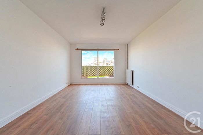 Appartement 2 pièces à louer à Paris 20ème, Père Lachaise, Réunion