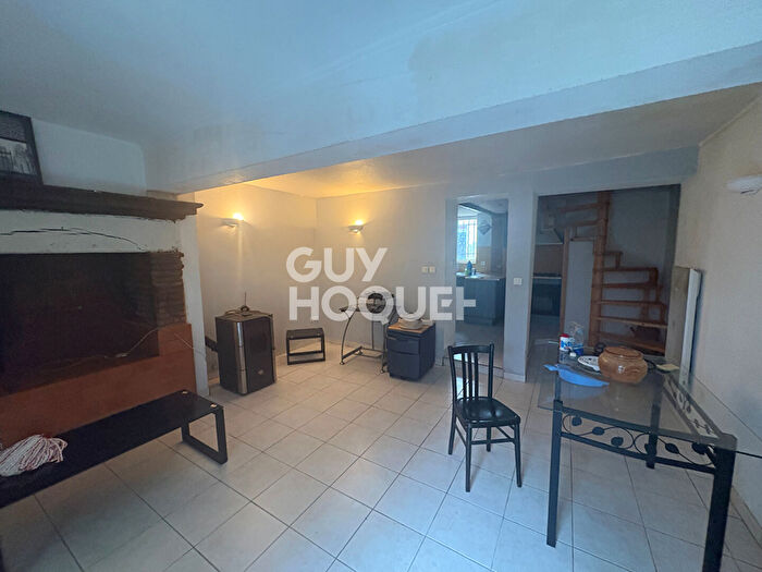 Maison à vendre - Villaudric - 4 pièces - 2 chambres