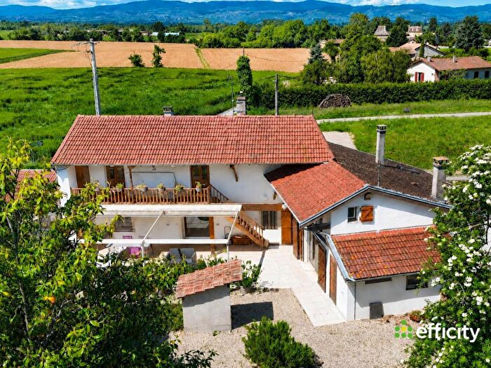 Maison 8 pièces à Saint-Didier-sur-Chalaronne, à vendre