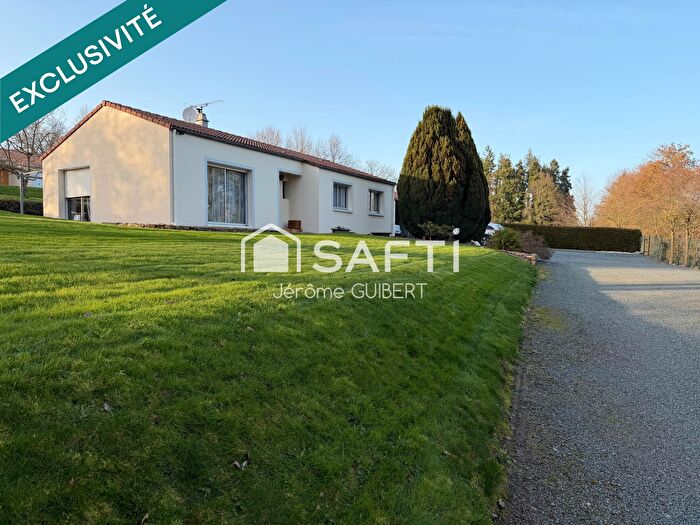 Bressuire, Centre-ville : Maison 5 pièces à vendre