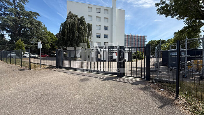 Appartement 4 pièces à vendre à Péronnas