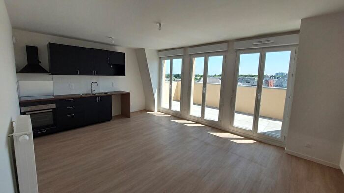 Appartement à louer - Le Blanc-Mesnil, Centre, Tilleuls - 3 pièces - 2 chambres