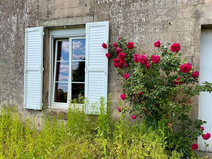 Maison à vendre - Darney - 7 pièces - 6 chambres