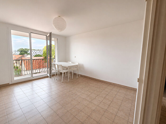 Chevilly-Larue, Bretagne - Appartement 3 pièces à louer