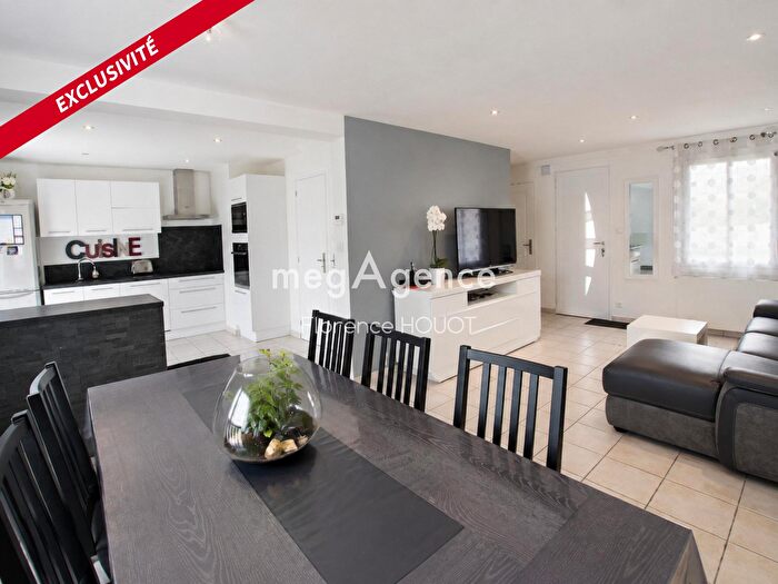 Maison 5 pièces à Cholet, Gambetta, à vendre