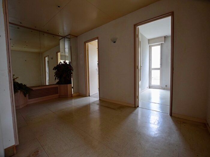 Appartement à vendre - Montbéliard, Faubourg, Mont-Chevis, Chiffogne, Citadelle - 3 pièces - 2 chambres