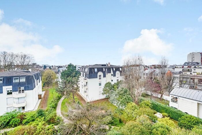 Appartement à vendre - La Garenne-Colombes, Centre Nord, Gare, Mairie - 3 pièces - 2 chambres