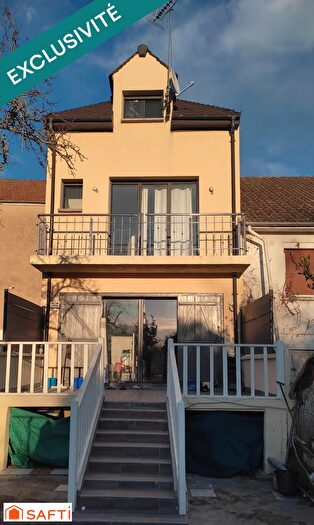 Maison à vendre - Limay, Centre-ville - 5 pièces - 4 chambres