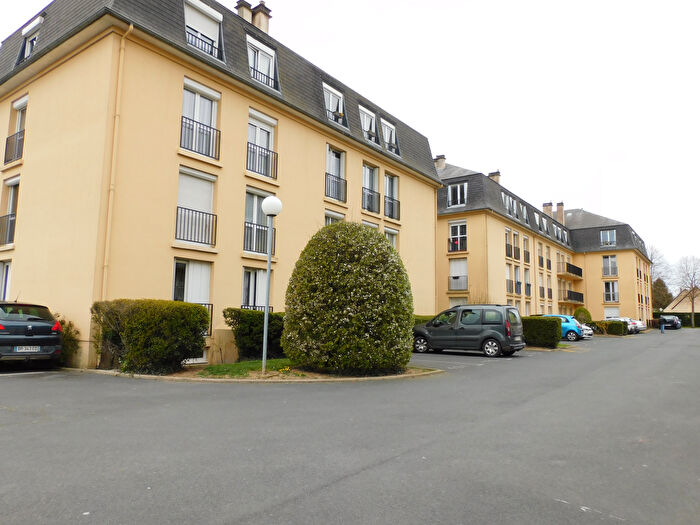 Appartement 2 pièces à Bayeux, Centre-ville, Saint-Jean, à louer