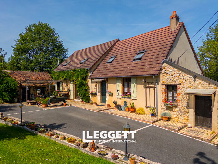 Maison 9 pièces à Prissac, à vendre