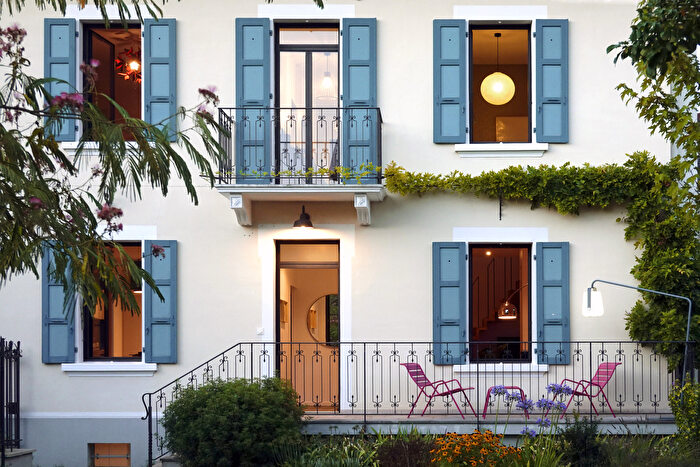 Maison à vendre - Cran-Gevrier, Centre-ville, Le Vernay, Les Iles - 7 pièces - 6 chambres