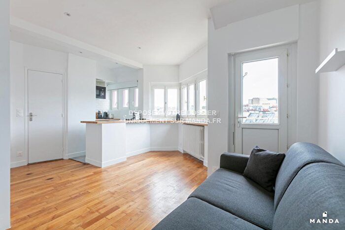 Appartement 1 pièce à louer à Paris 9ème, Clichy, Trinité