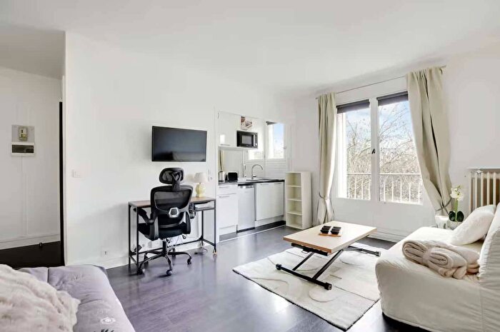 Porte Dauphine, Paris 16ème arrondissement - Appartement 1 pièce à louer