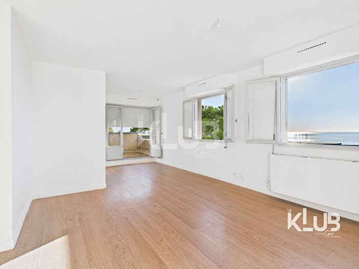 Appartement à vendre - Bastia, Montesoro - 4 pièces - 3 chambres