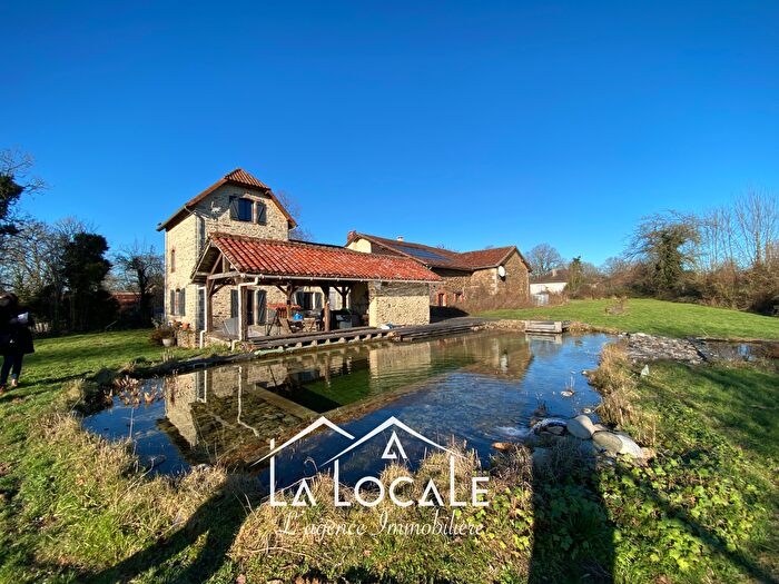 Maison à vendre - Saint-Paul - 8 pièces - 4 chambres