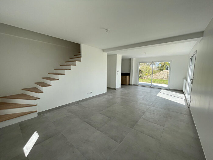 Véretz - Maison 6 pièces à louer