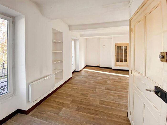 Appartement à louer - Forcalquier - 3 pièces - 2 chambres