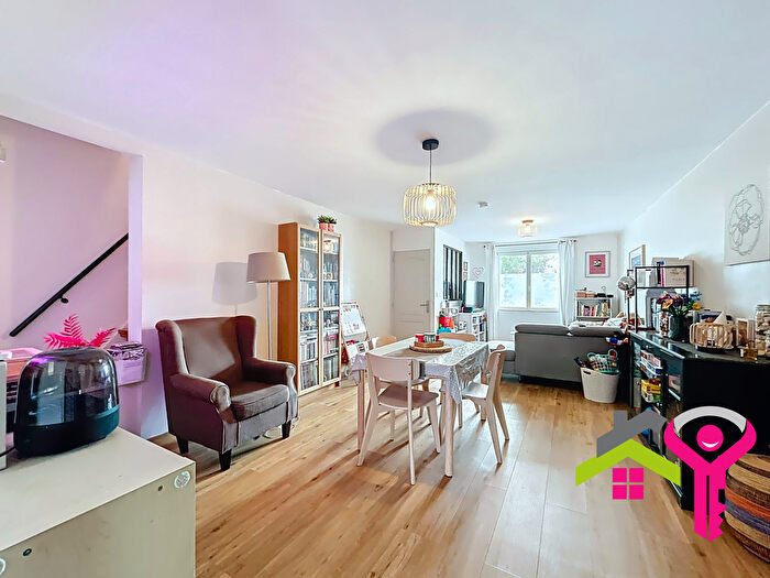 Maison 4 pièces à La Sentinelle, à vendre