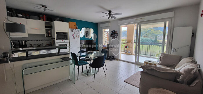 Appartement à vendre - Pégomas - 3 pièces - 2 chambres