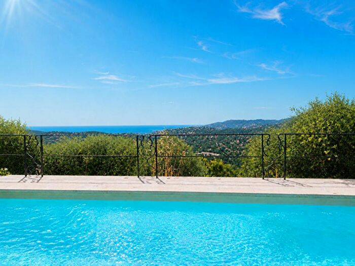 Maison 6 pièces à Spéracèdes, à vendre