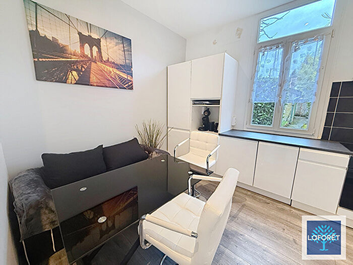 Appartement à louer - Dijon, Perrières - 2 pièces - 1 chambre