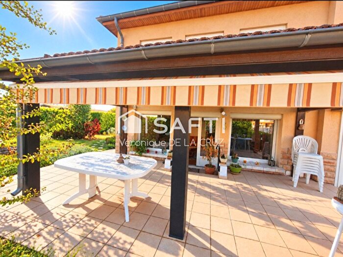 Maison 5 pièces à Meyzieu, Centre-ville, à vendre