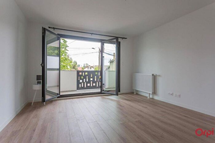 Appartement à louer - Cocheris, Sainte-Geneviève-des-Bois - 1 pièce