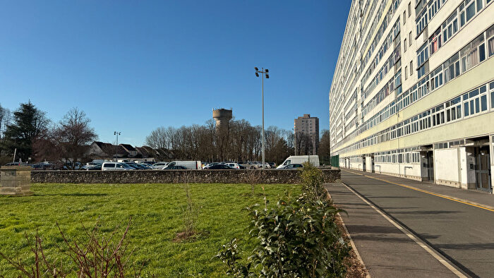 Appartement à vendre - Évry, Village - 4 pièces - 3 chambres