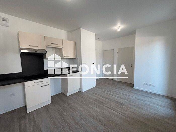 Est, Luisant - Appartement 2 pièces à louer