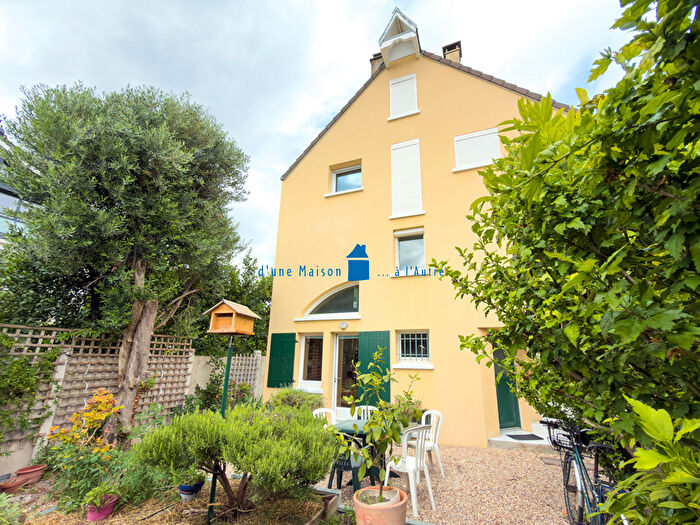 Maison 6 pièces à vendre à Carrières-sur-Seine, Fermettes, Amandiers, Colombier