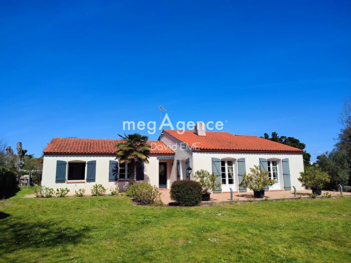 Maison à vendre - Saint-Jean-de-Monts, Route des Sables, Beaulieu, Forêt Domaniale Pays de Monts - 8 pièces - 6 chambres