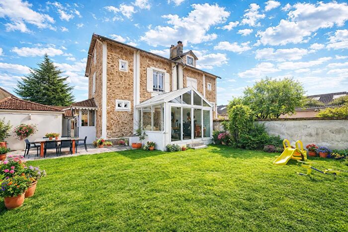 Maison à vendre - Tournan-en-Brie - 7 pièces - 4 chambres