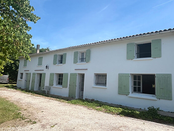 Saujon : Maison 5 pièces à vendre