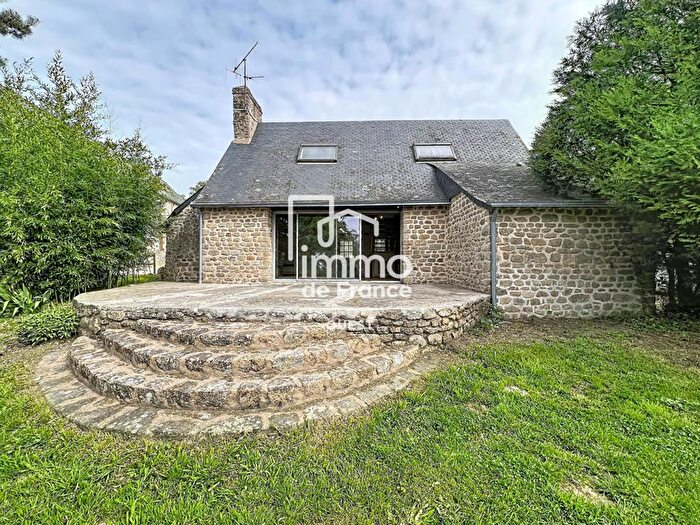Maison 3 pièces à Sainte-Gemmes-le-Robert, à louer