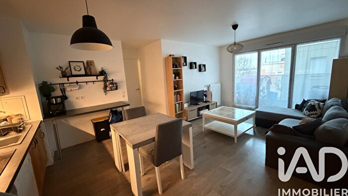 Appartement à vendre - Champigny-sur-Marne, Le Plateau - 3 pièces - 2 chambres