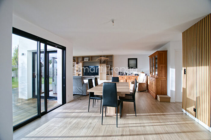 Maison à vendre - Névez - 6 pièces - 3 chambres