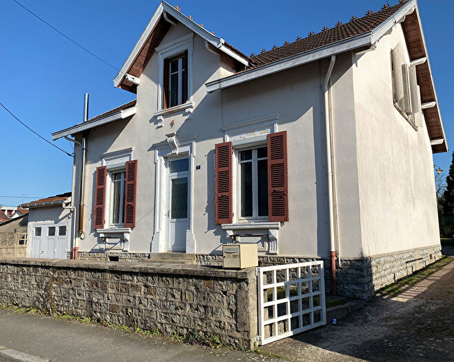 Maison à vendre - Montceau-les-Mines, Bellevue - 5 pièces - 4 chambres
