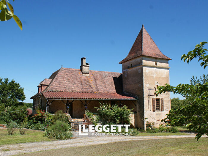 Maison 18 pièces à Cazals, à vendre