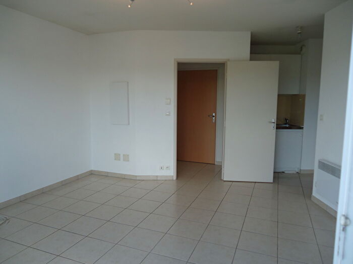Onet-le-Château : Appartement 2 pièces à louer