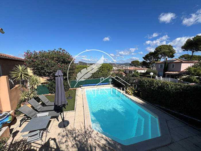 Maison 5 pièces à louer à Hyères, Costebelle, Almanarre