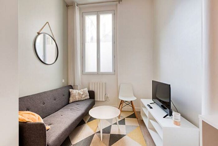 Amandiers, Paris 20ème arrondissement - Appartement 1 pièce à louer