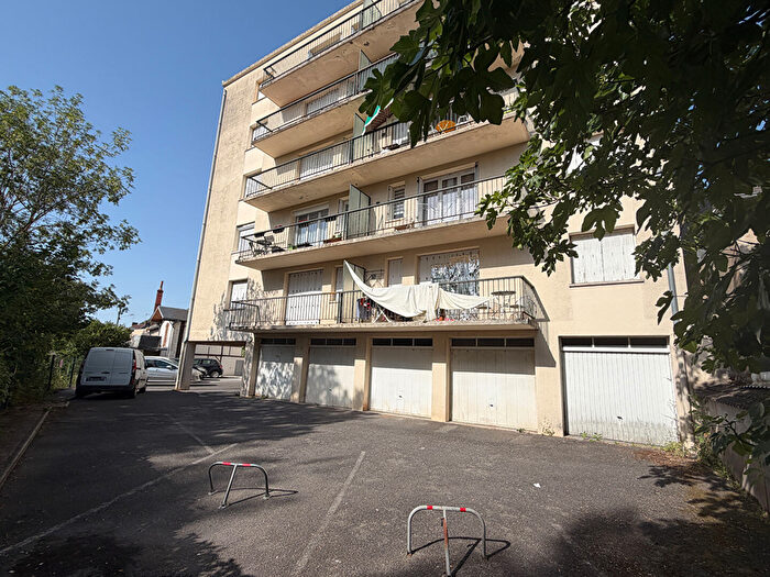 Appartement 1 pièce à vendre à Bourges, Aéroport, Vauvert, Pierrelay, Pissevieille