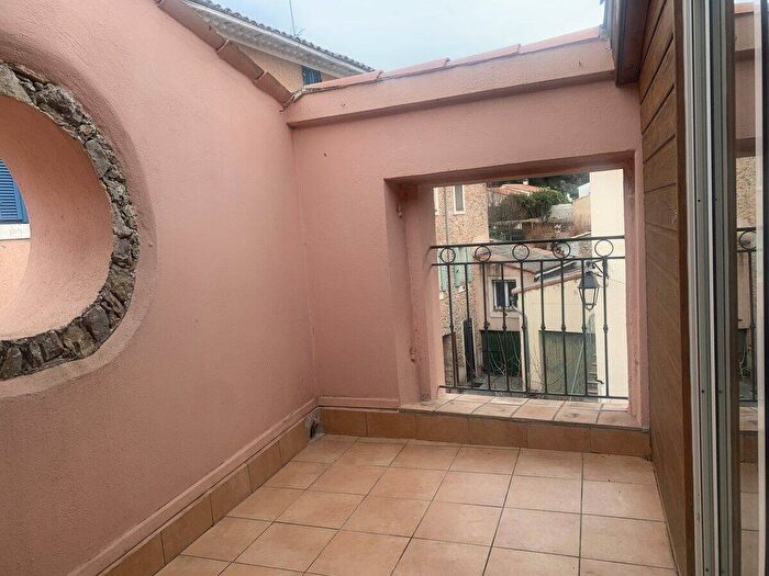 Appartement à louer - Carnoules - 2 pièces - 1 chambre