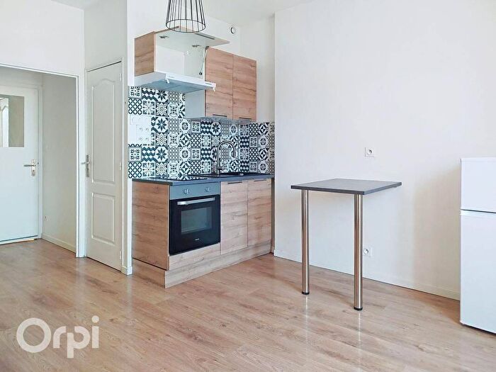 Marche, Vichy - Appartement 2 pièces à louer
