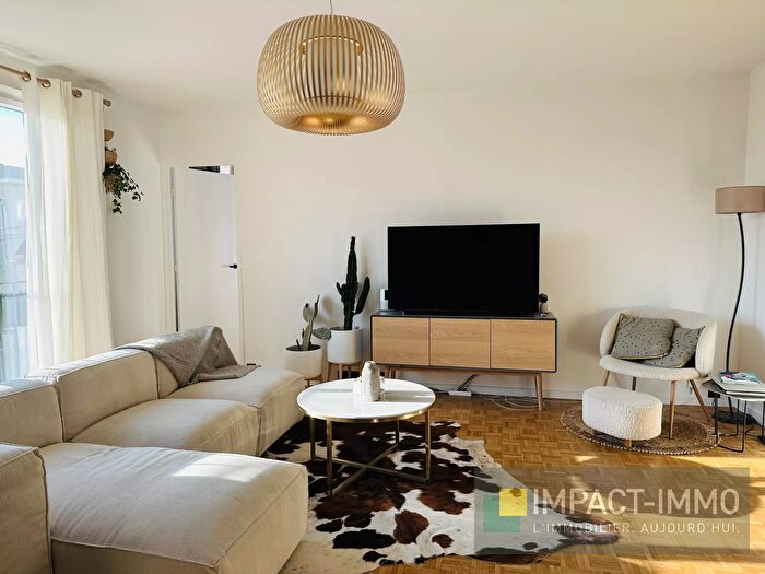 Rueil-Malmaison, Mont Valerien : Appartement 4 pièces à vendre