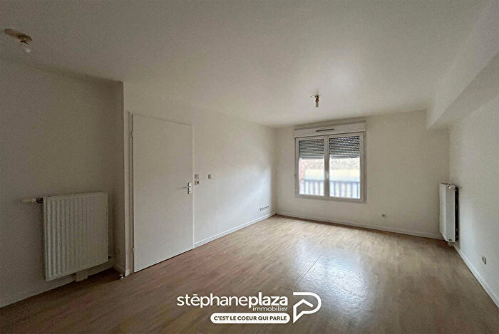 Appartement à louer - Grand-Couronne - 2 pièces - 1 chambre